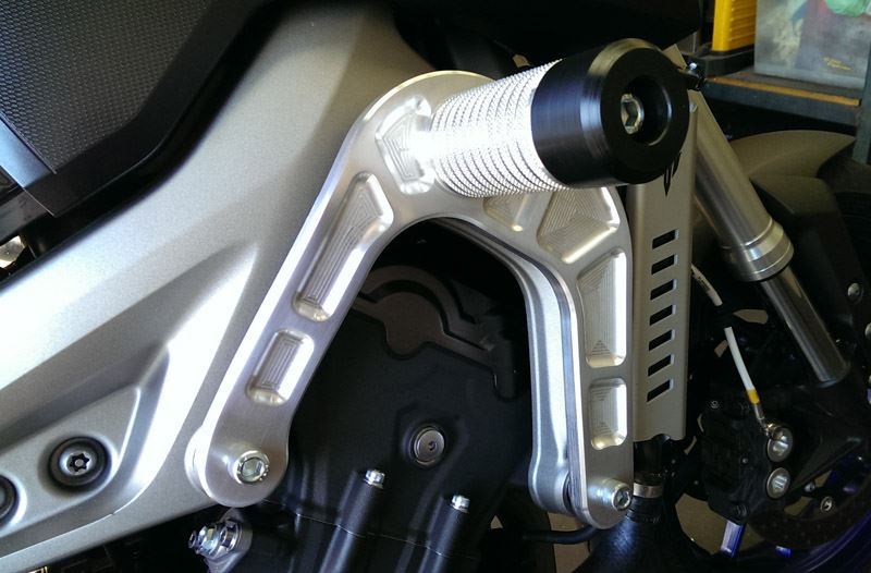 MT-09 (FZ-09) Crash Cages w/sliders. Performance Motorcycle Accessories ...